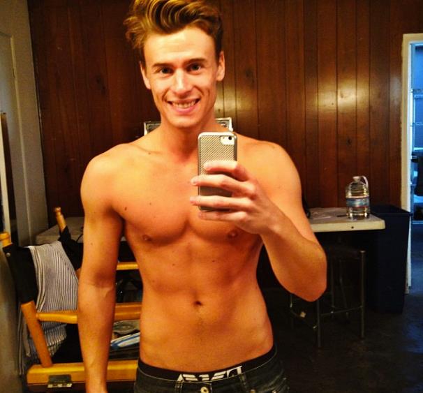 Blake Mciver Ewing Pictures